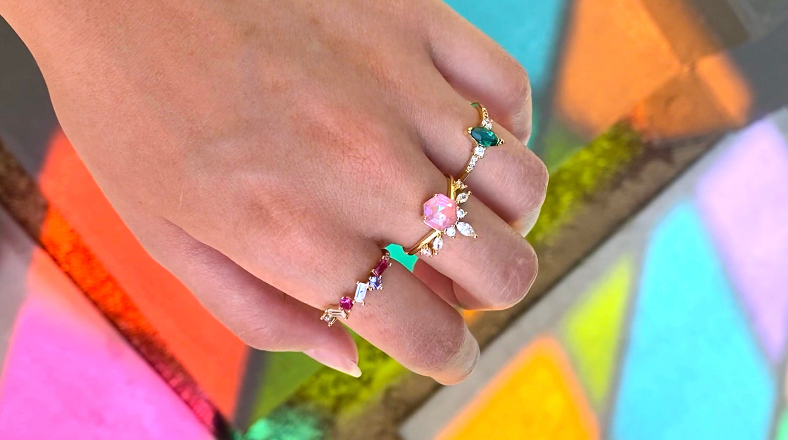 Why Your Rings Turn Your Fingers Green (And How to Stop It!) | Gemandi ...